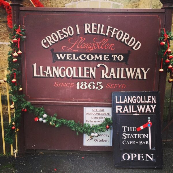 Santa Special Llangollen Railway - Mini Travellers - Family Travel ...