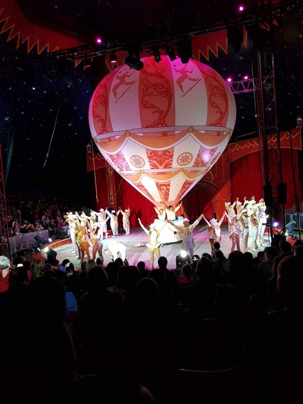 Review of Gandeys Circus - Unbelievable - Mini Travellers - Family ...