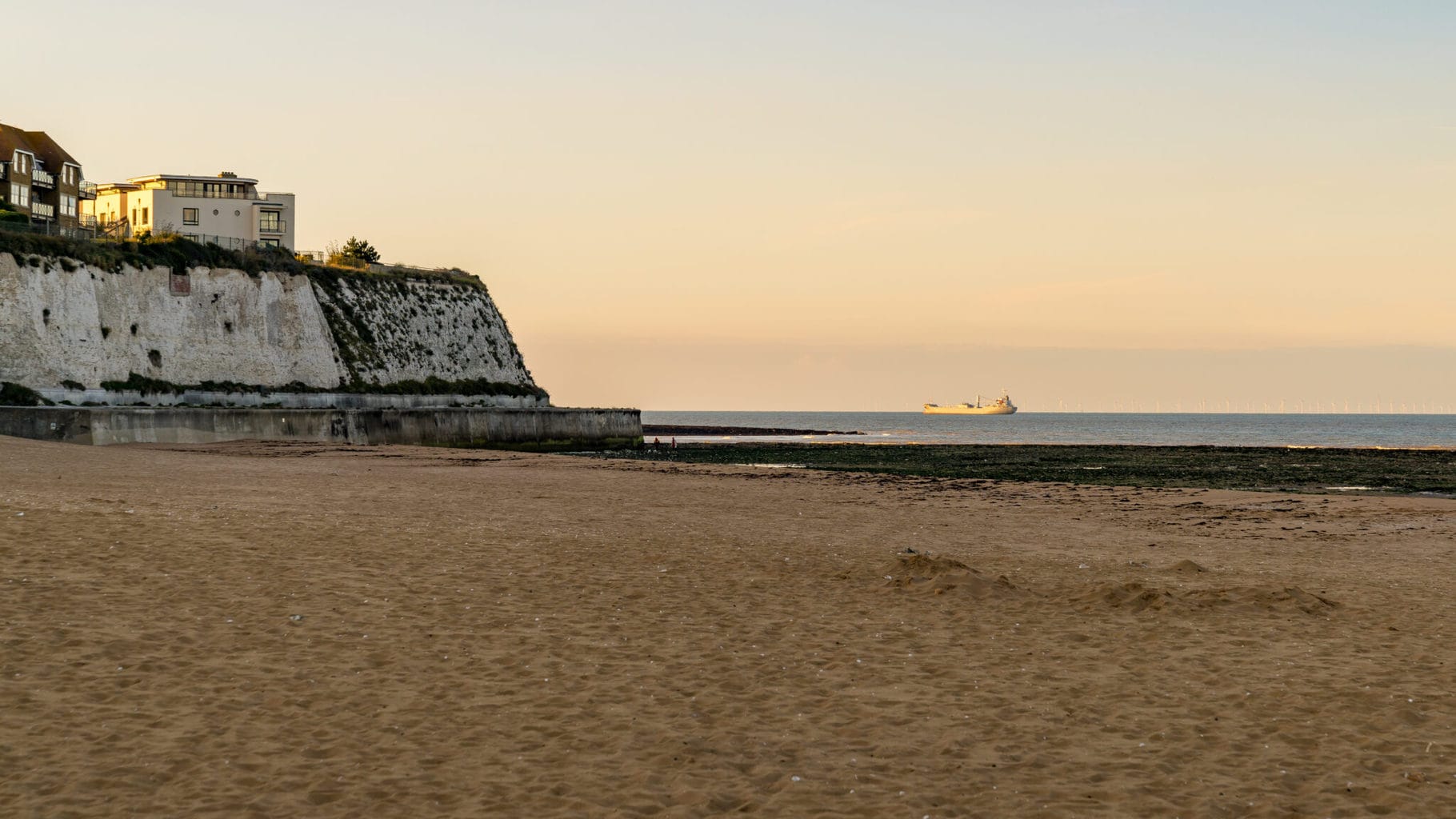 10 of the Best Sandy Beaches in Kent - Mini Travellers - Family Travel ...