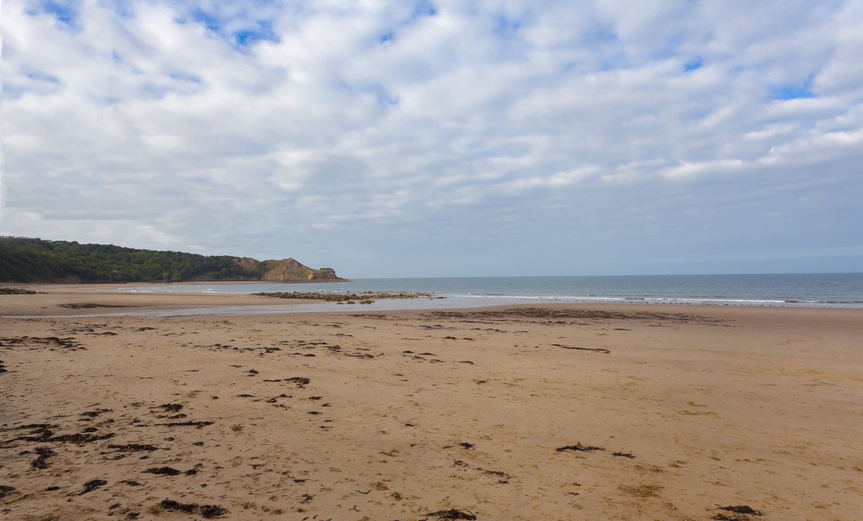 Things to do in Cayton Bay - Mini Travellers - Family Travel & Family ...