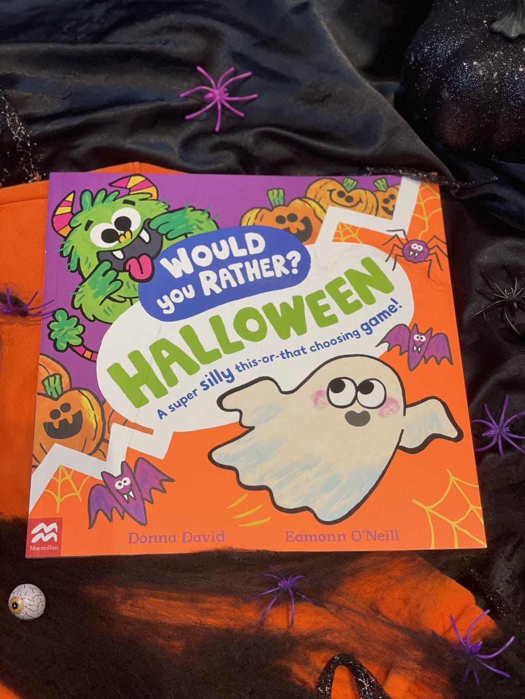 Seasonal Spooky Books for Kids - Mini Travellers - Family Travel ...