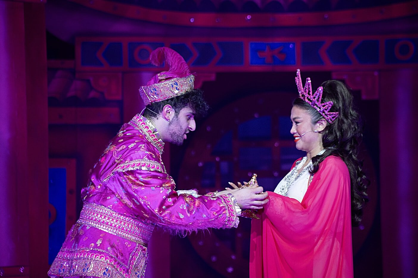 Aladdin Panto at St Helens Theatre Royal 2023 - Mini Travellers ...
