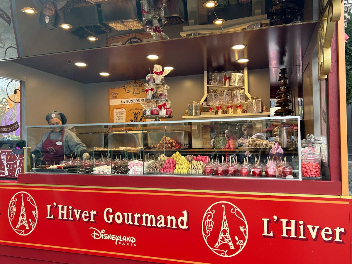 Disneyland Paris Snacks our Favourites With Prices - Mini Travellers ...