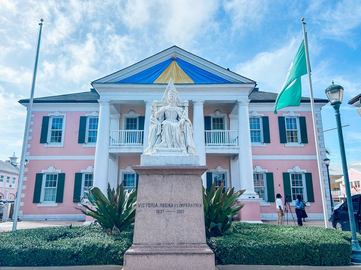 What To Do In Nassau Cruise Port Area, How To Self Explore - Mini ...