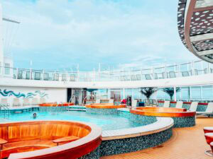 Review of P&O Iona With Ship Photos - Mini Travellers - Family Travel ...